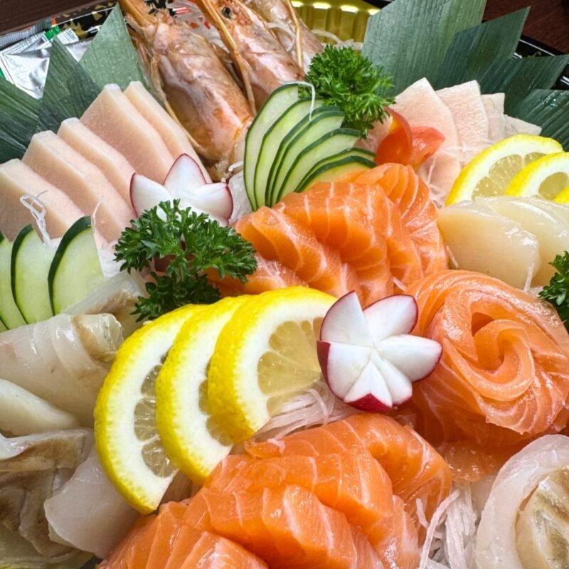 Signature Sashimi Party Platter A – Oosterbay